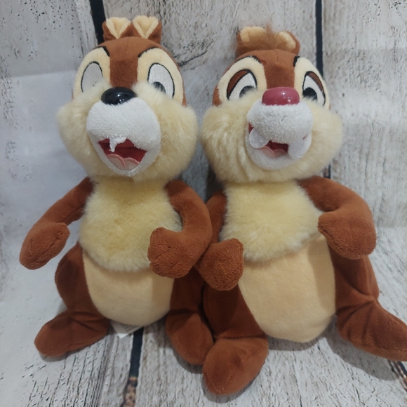 Disney | Toys | Disney Parks Exclusive Set Of Chip Dale Plush 9 Beanbag ...